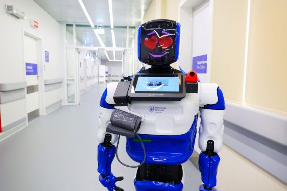 Promobot Medical Assistant to Serve Hospital Patients - Humanoid ...