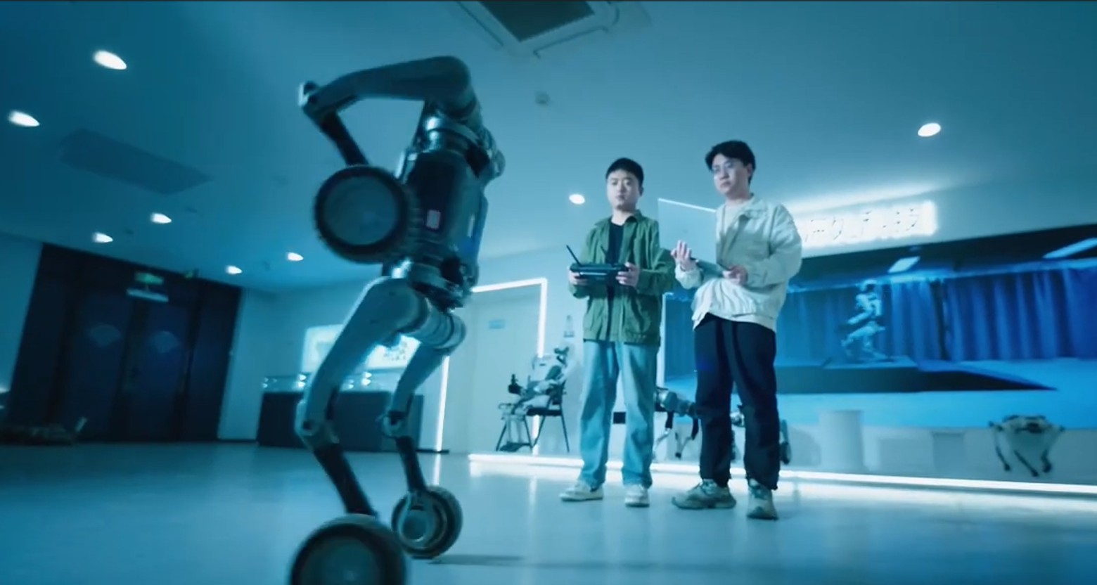 Discover DEEP Robotics | Beautiful China: City Tours - Humanoid ...